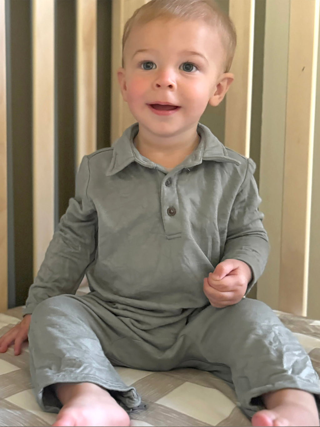 Collared Jumpsuit | Bamboo Rayon Collared Baby Jumpsuit | gunamuna